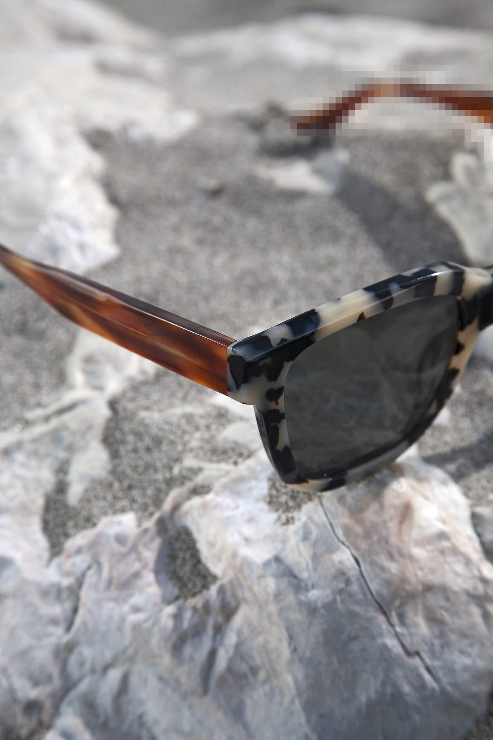 Binoclar - Waiting for the sun